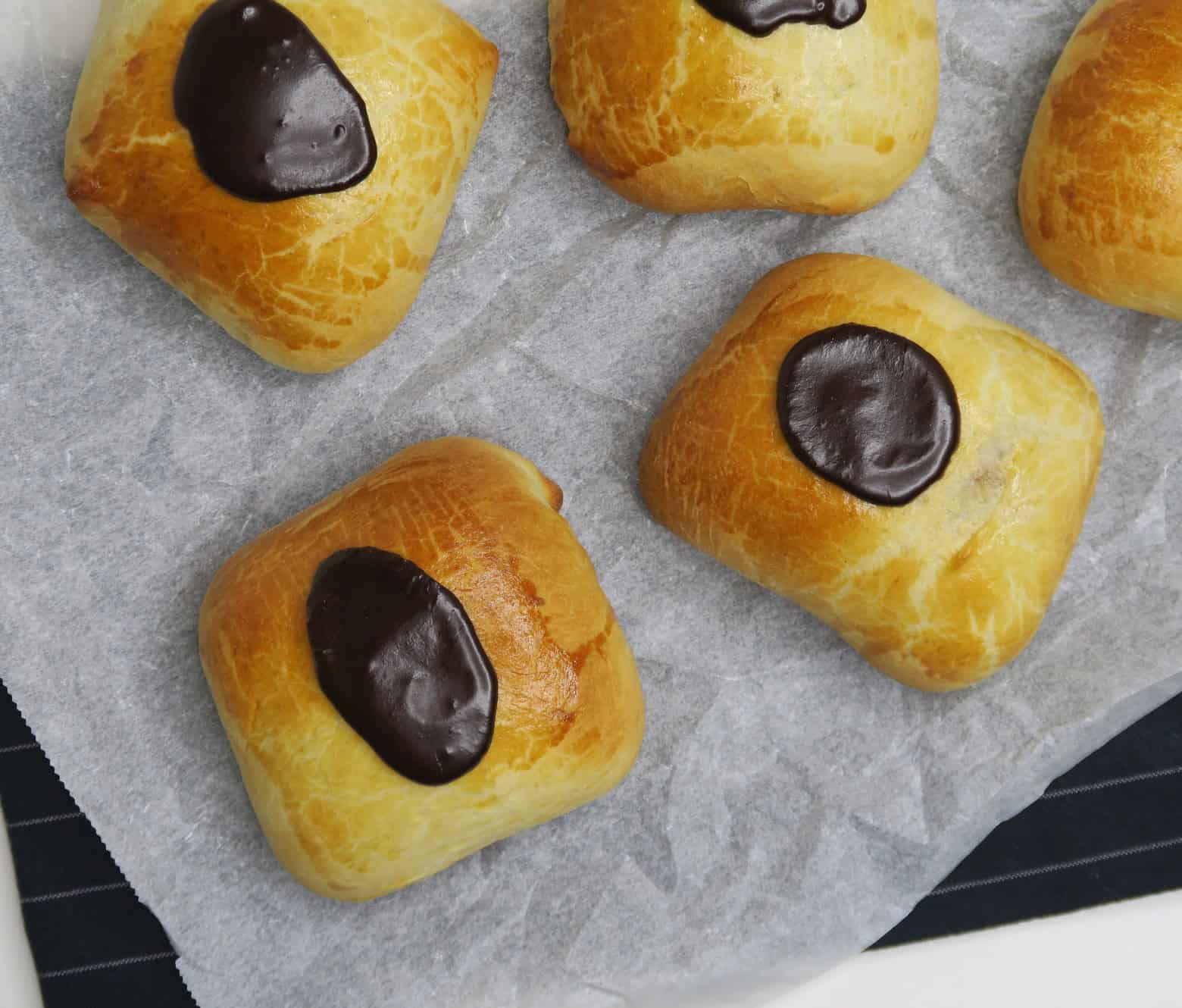 Gammeldags fastelavnsboller med remonce og creme | Barego'mad