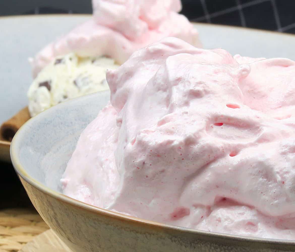 Hjemmelavet guf - lækker og luftig guf - perfekt til isdesserten ...