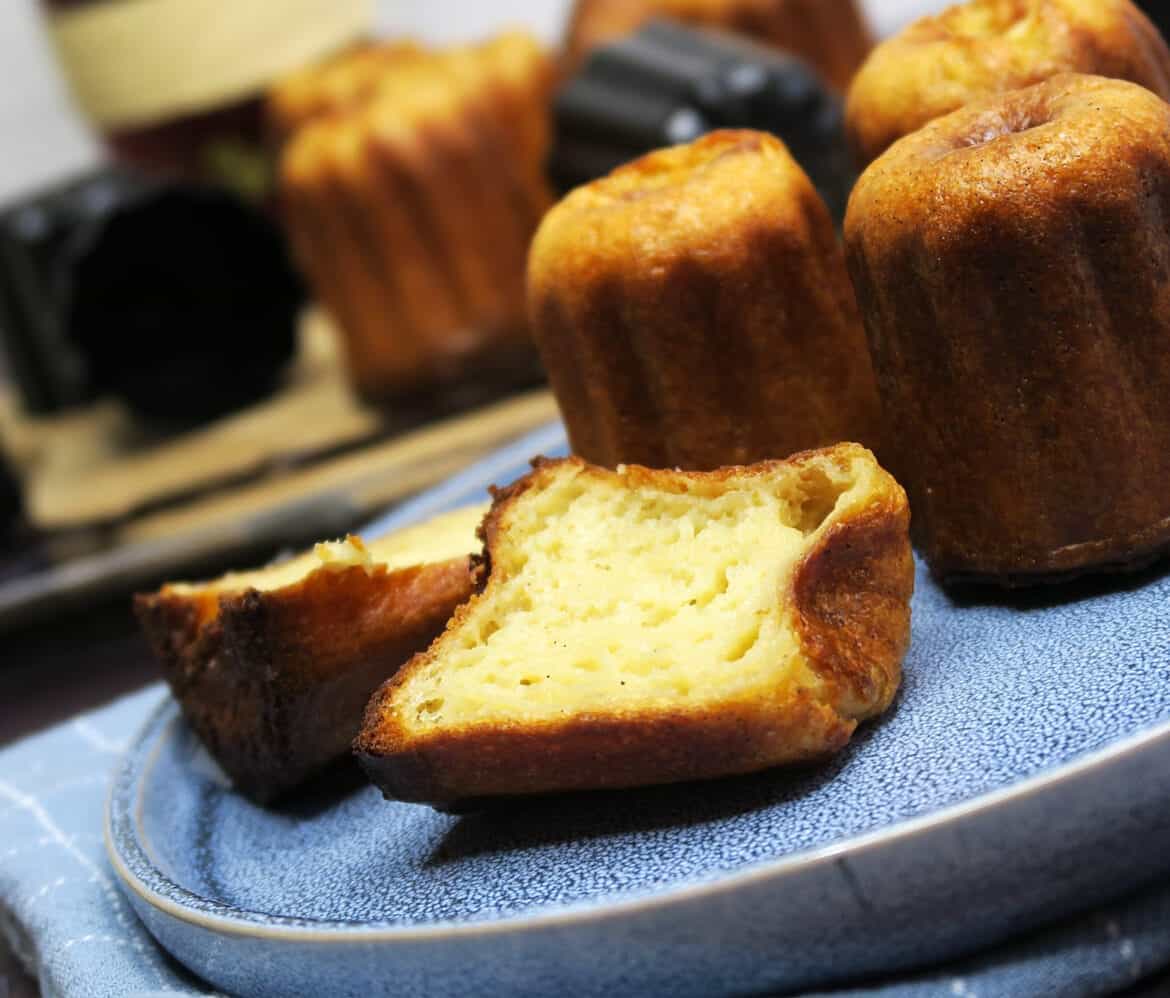Canelé - klassisk fransk opskrift på Caneles Bordelaise - Baregomad.dk