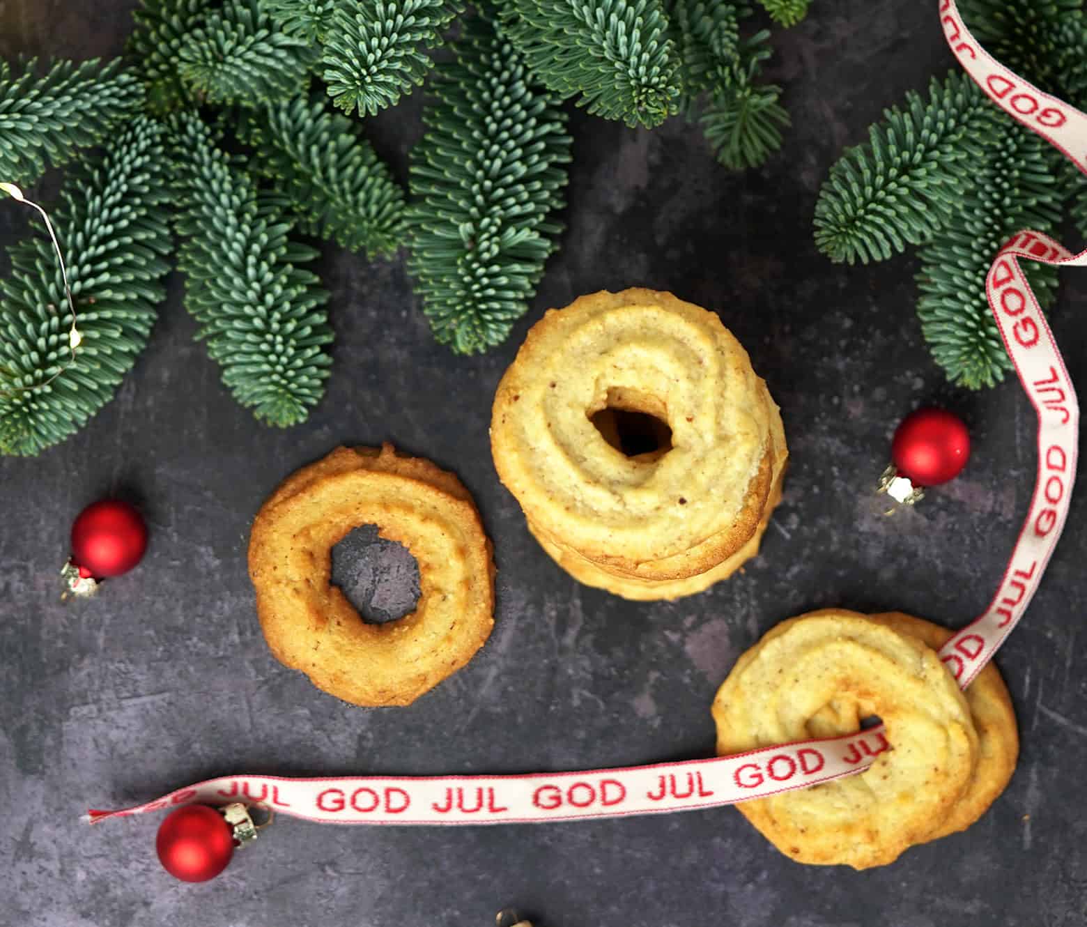 Vaniljekranse - nemme sprøjtevenlige vaniljekranse | Baregomad.dk