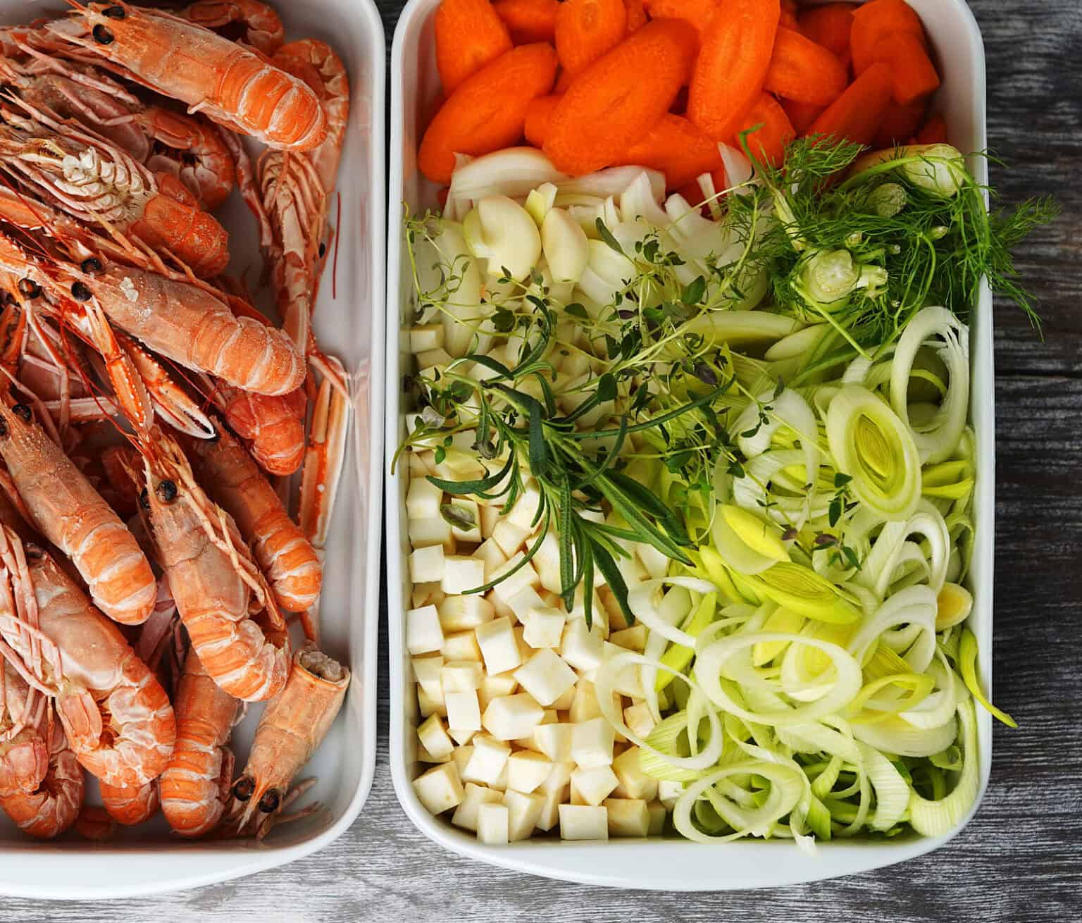 Hummerbisque (lækker skaldyrssuppe med jomfruhummere)